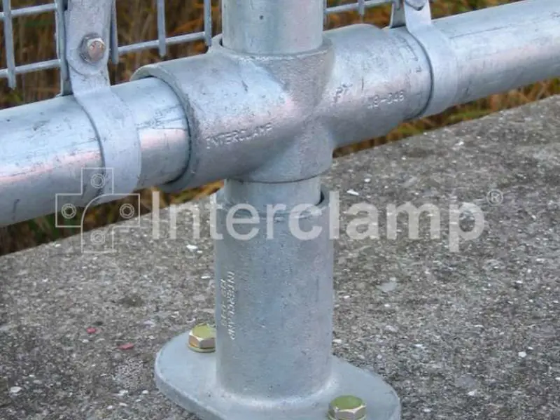 Interclamp Pipe Clamp Mesh Panelling for Pedestrian Safety
